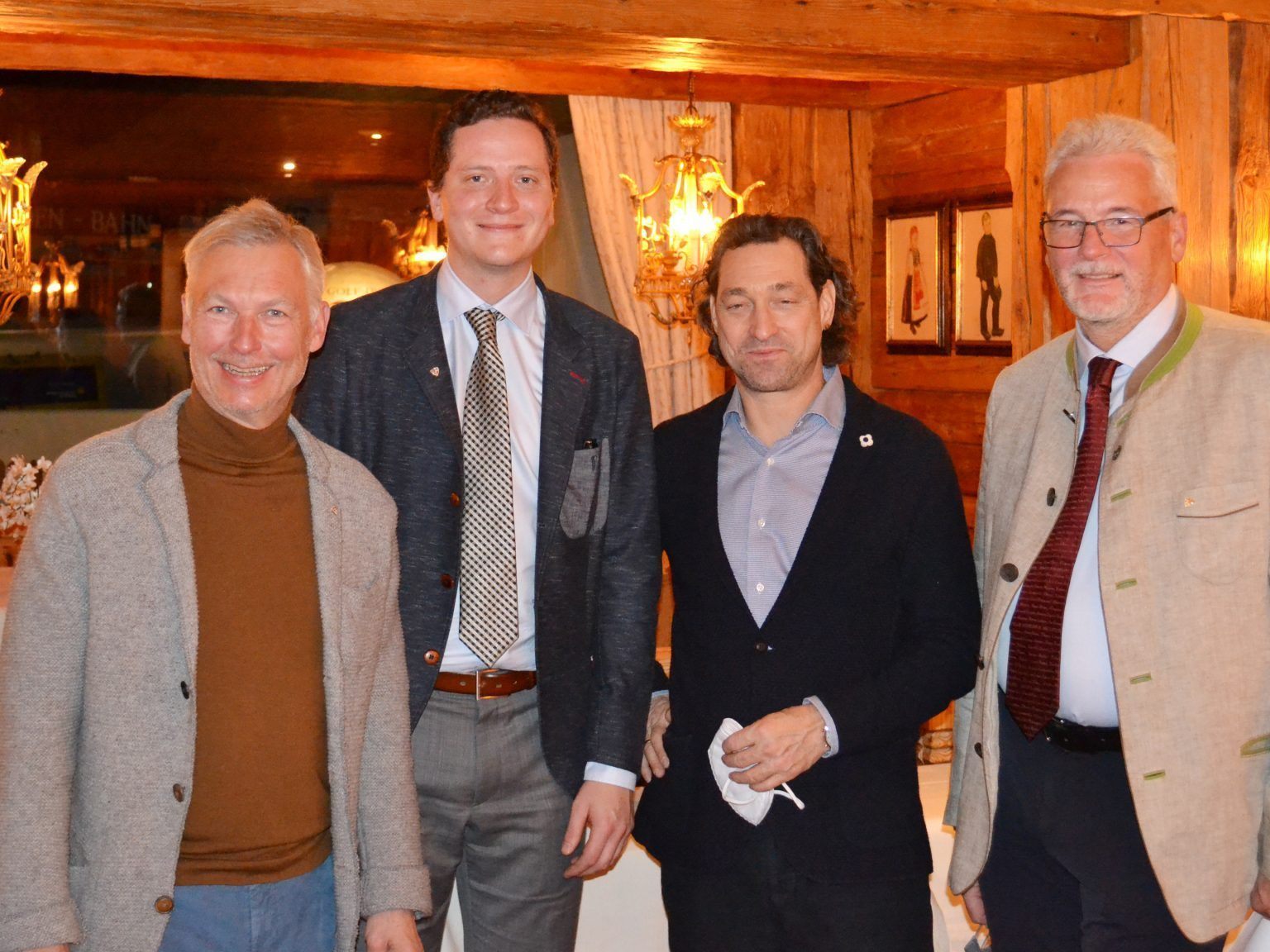 „Der Charme der Jugend“ in Lech präsentiert - V+ -- VOL.AT