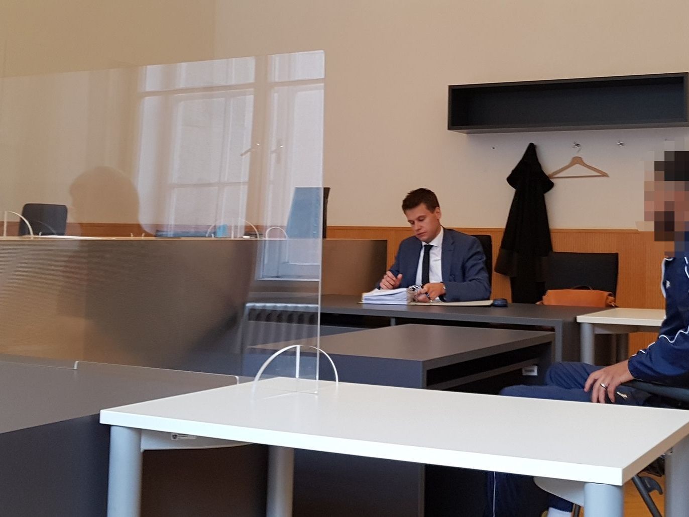 Gericht: Einbrecher rief die Polizei - VOL.AT