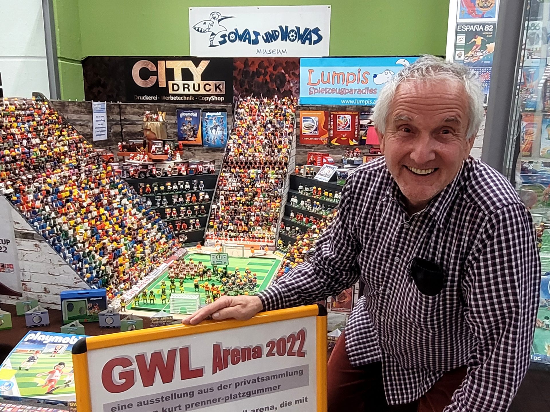 Eine besondere Ausstellung zur Fußball-WM 2022 in Katar im GWL in Bregenz - Lochau | VOL.AT