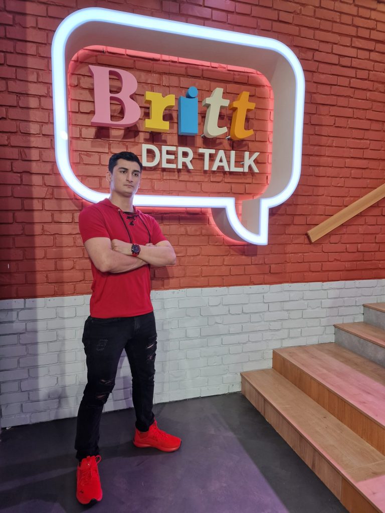 Ländle-Rapper “Blakk Afghan” bei TV-Talkerin Britt - Vorarlberg -- VOL.AT