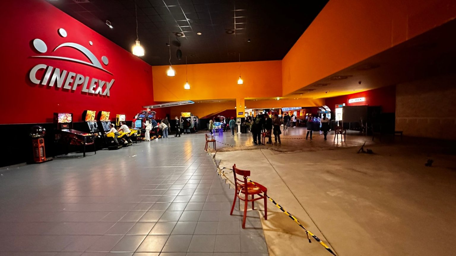 Wo ist die Bar im Cineplexx Hohenems hin? - Hohenems | VOL.AT