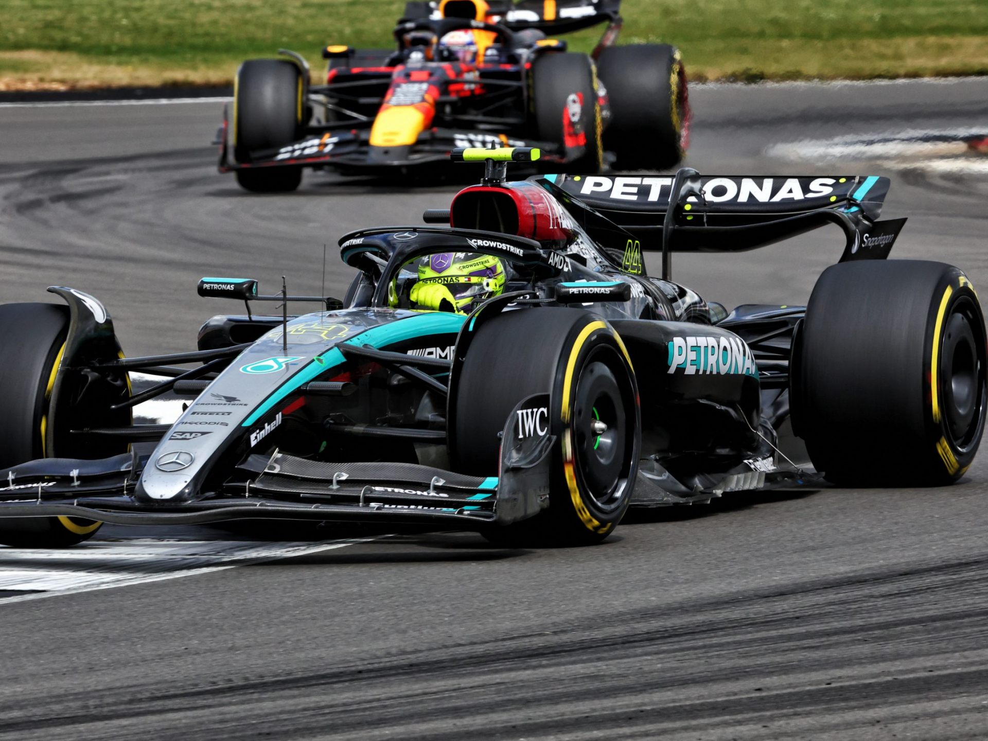 Formel 1: Hamilton gewann spannenden Silverstone-GP vor Verstappen - Formel1 -- VOL.AT
