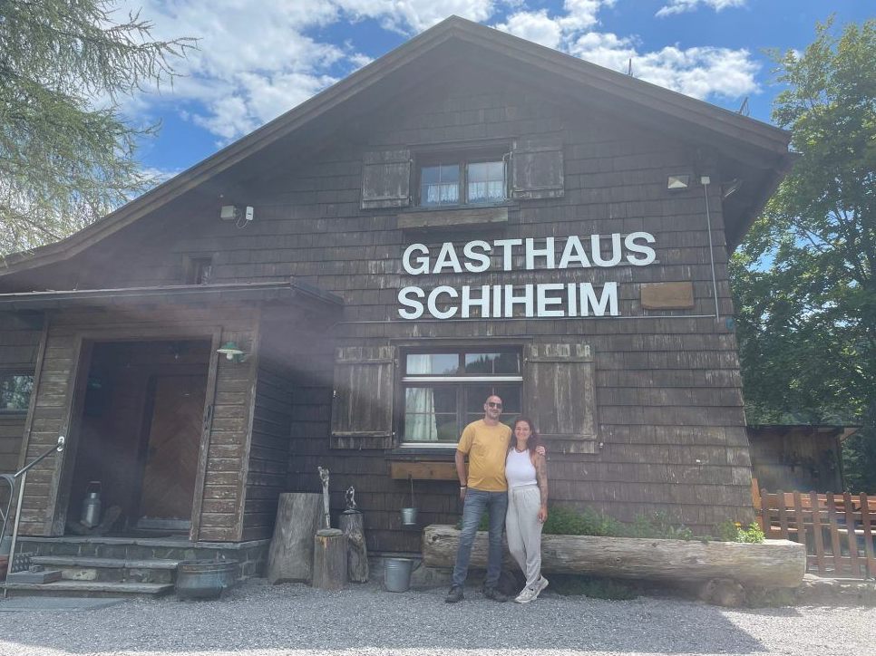 “Es soll ein Platz werden, wo man die Seele baumeln lassen kann”: Hohenemser Pächter-Duo haucht ...